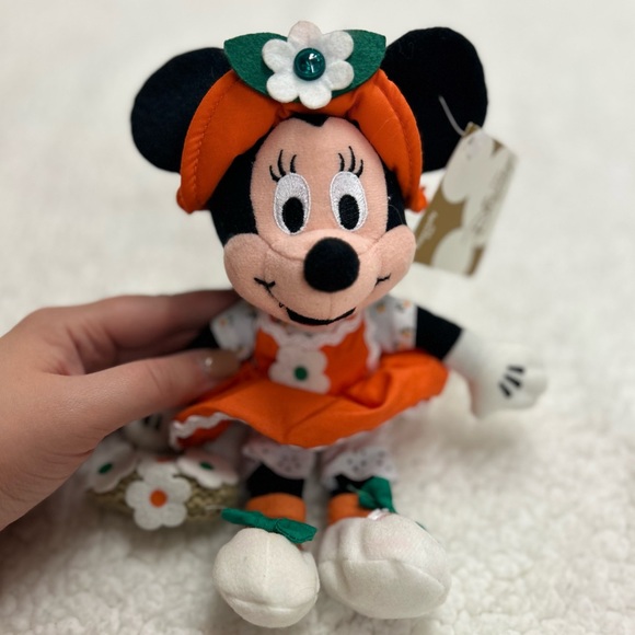 Disney | Toys | Vintage Minnie Mouse May Birthstone Plush | Poshmark